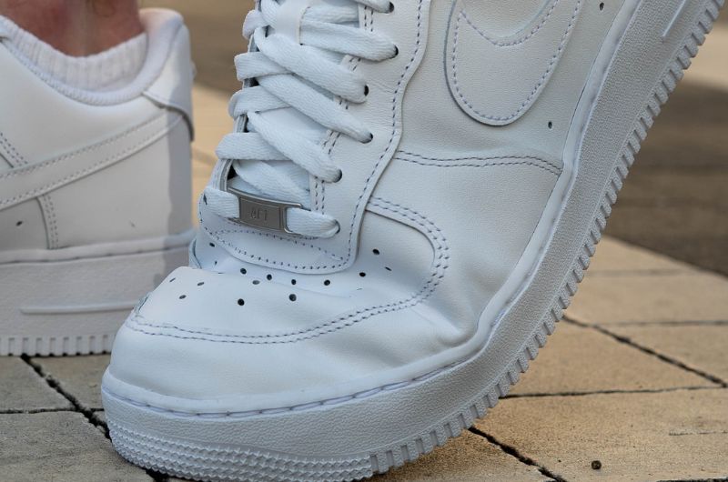 Why Do Sneakers Crease? | Tips to Prevent Wrinkling